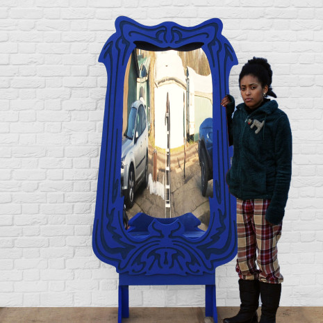 CIR079 – Circus Mirror, Blue | Visual Impact Hire